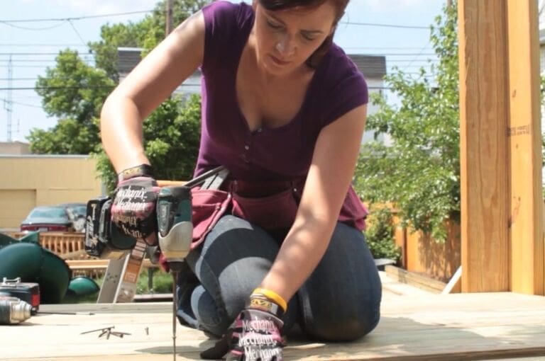 Free DIY playset plans! How to build a wood playset