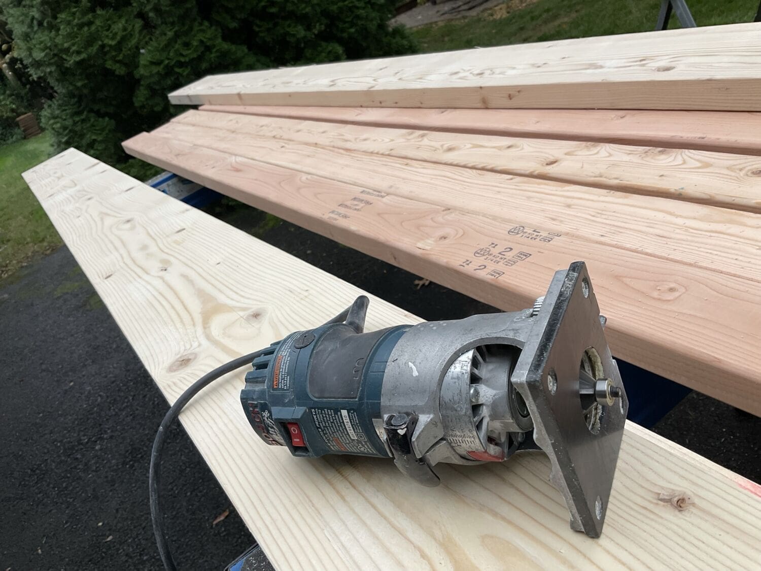 How to Build a Bar to Make Your Home More Awesome