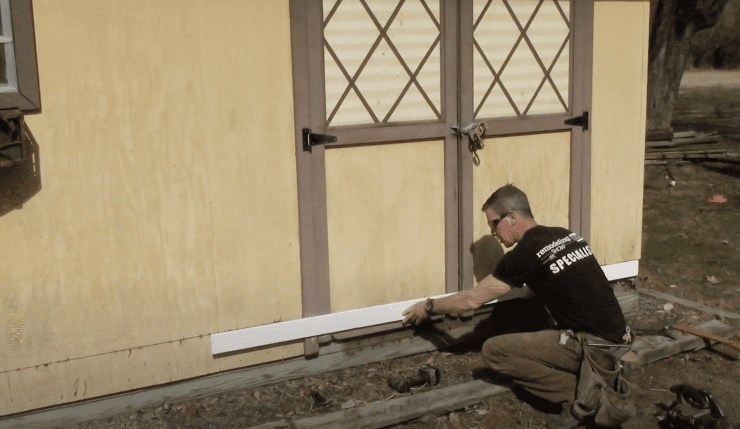 How to Repair a Shed That’s Rotting at the Bottom